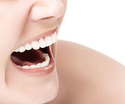 Why Straight Teeth Can Build Confidence (and Keep Teeth Clean) | Laffan ...